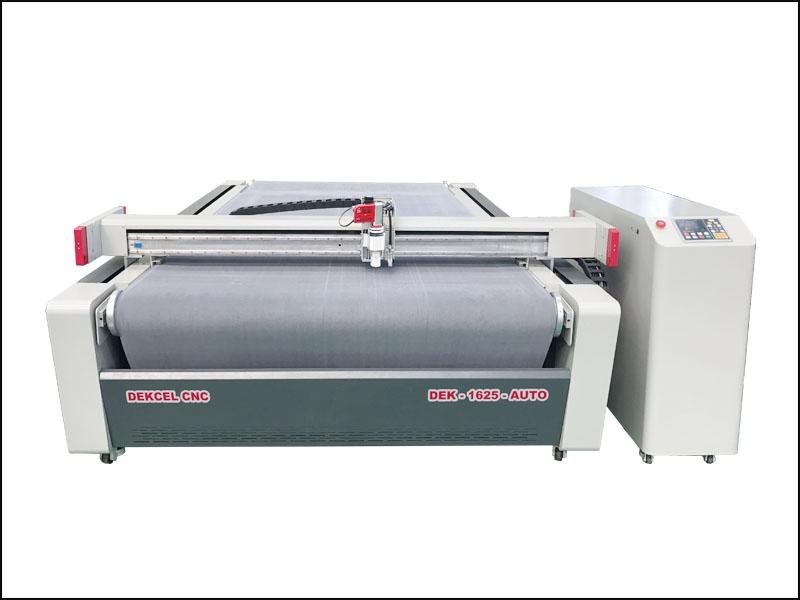 Auto Feeding Conveyor Fabric Oscillating knife Cutter Plotter Machine ...