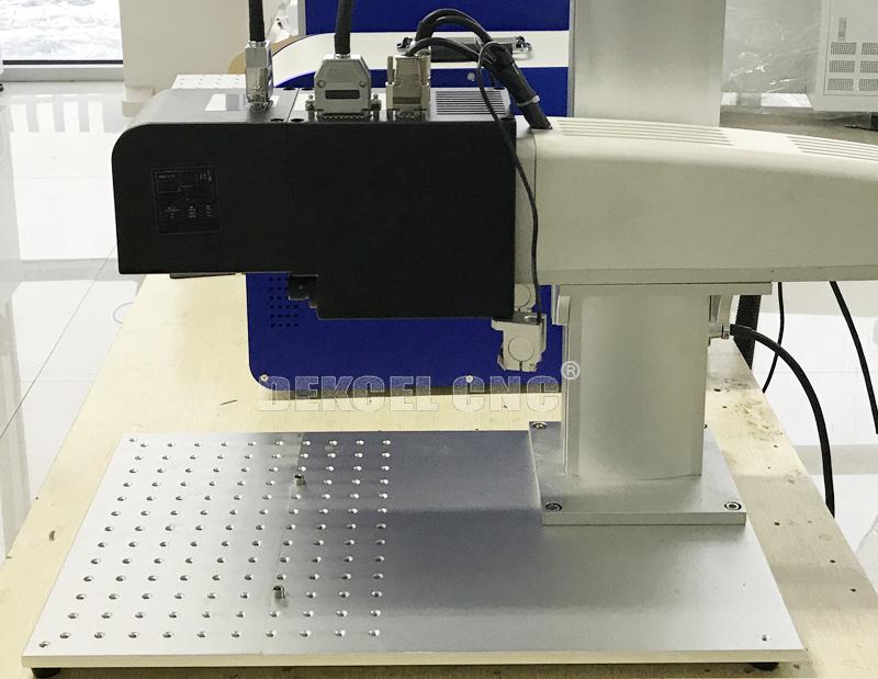 MOPA 3D auto focus dynamic metal depth laser marking machine from China ...